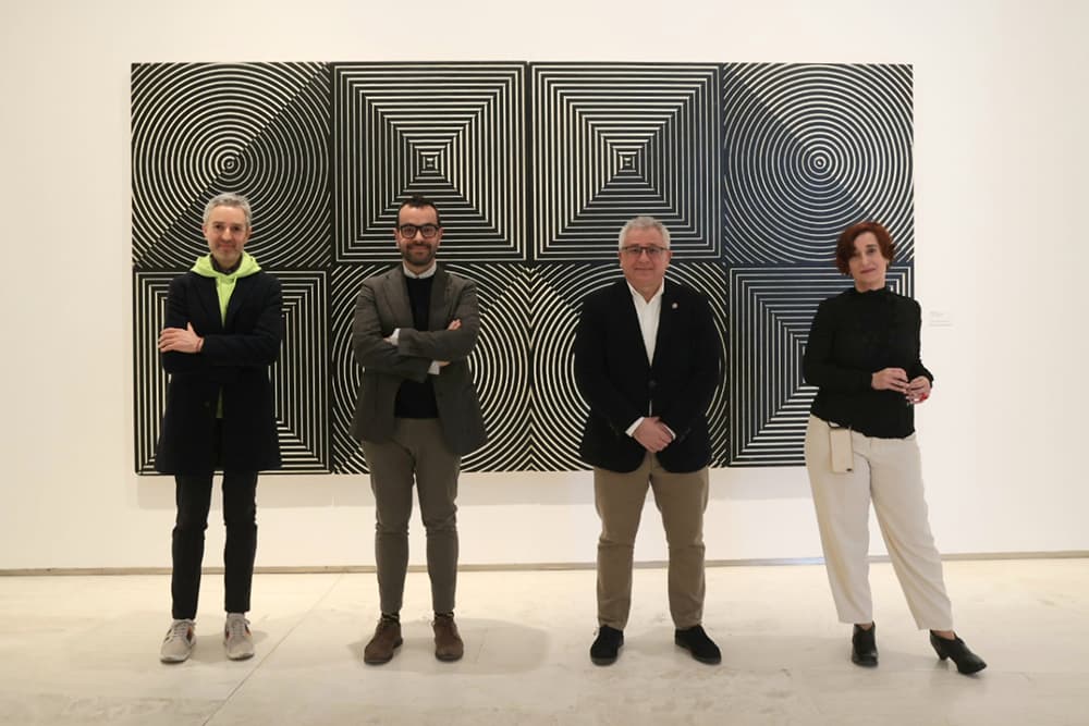 L’abstracció geomètrica d’Elena Asins arriba al MACA d’Alacant de la mà ...