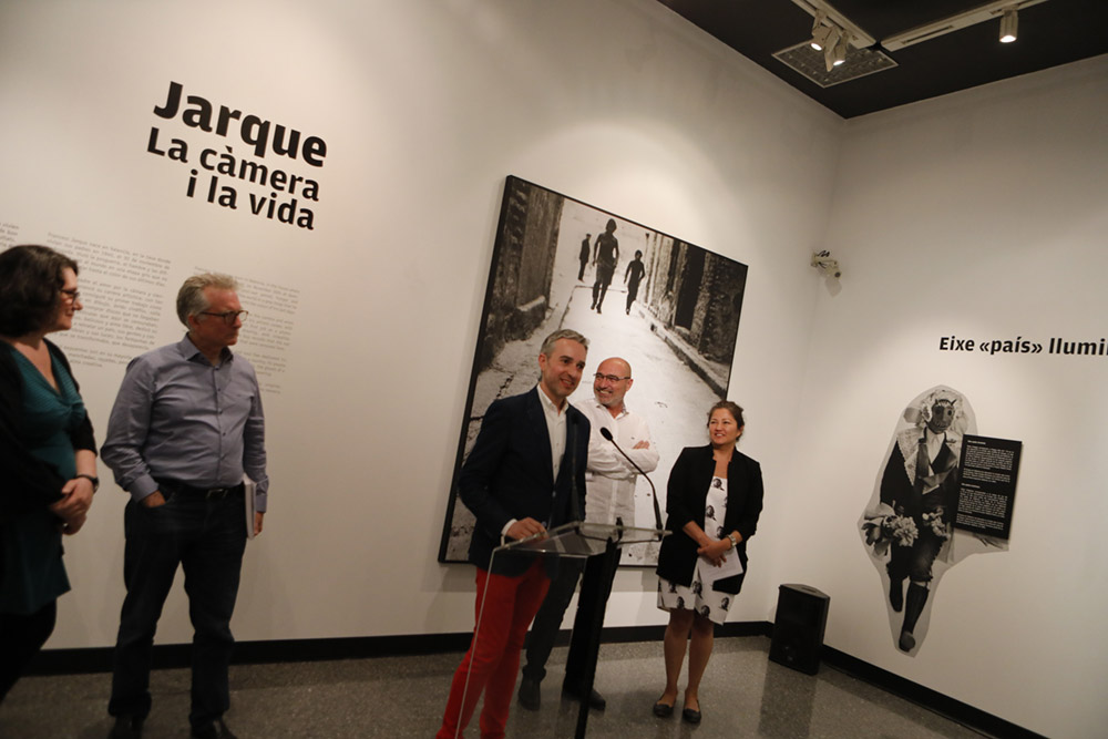 València rinde homenaje al fotógrafo Francesc Jarque con la muestra ...